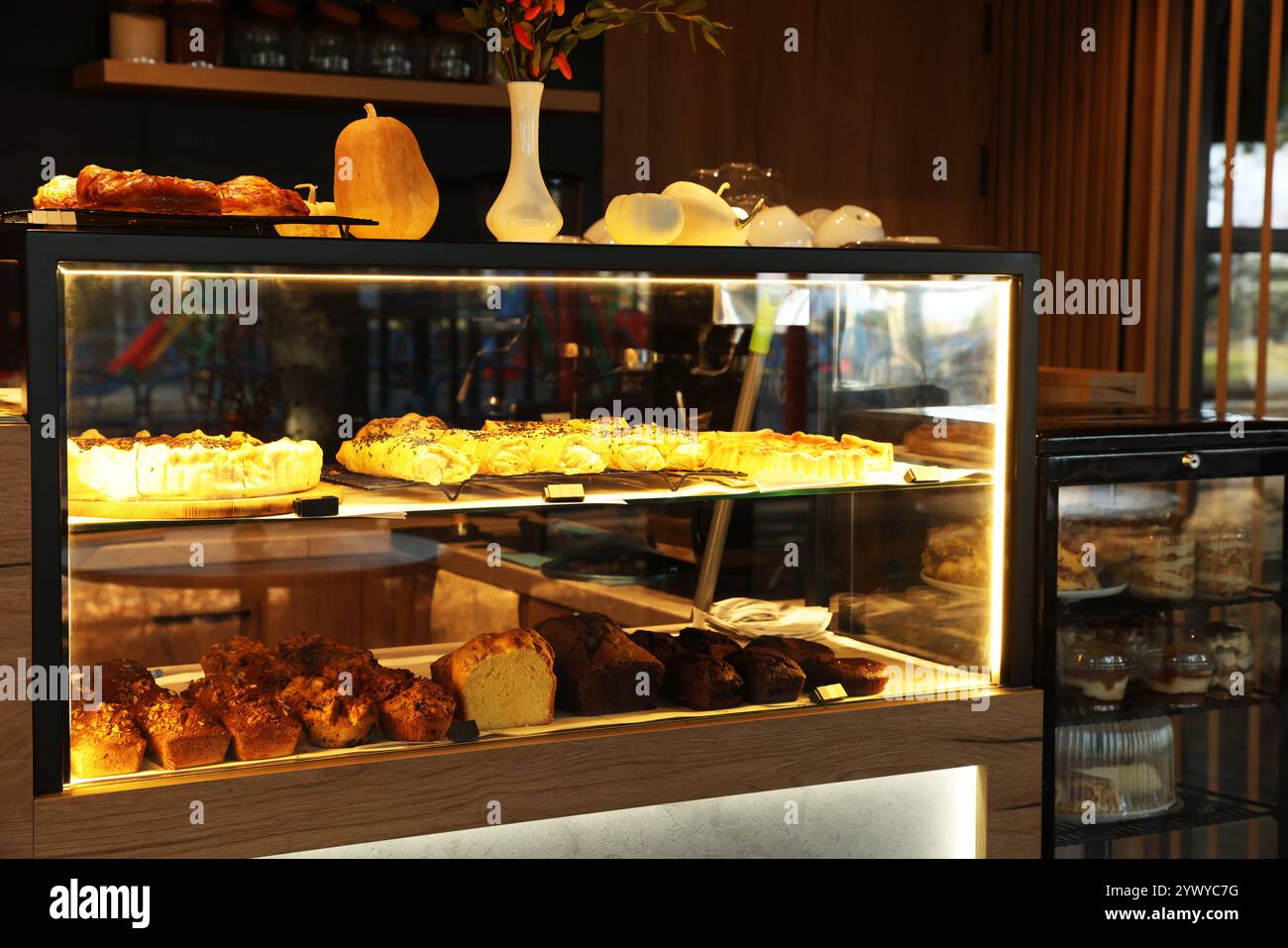 Trendy cafe display hi-res stock photography and images - Alamy