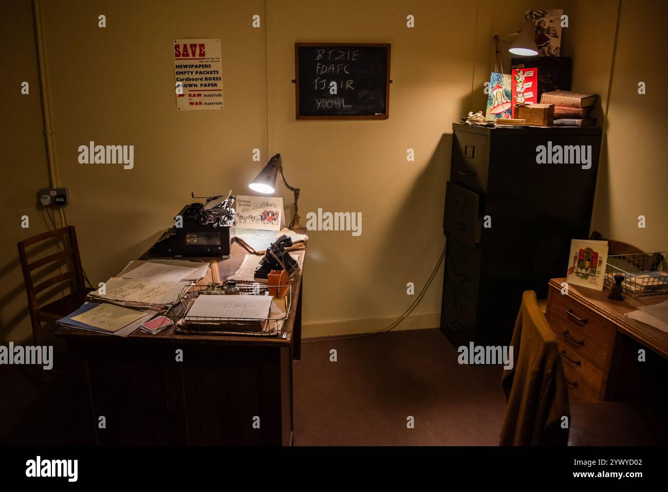World war ii code breaking centre hi-res stock photography and images ...