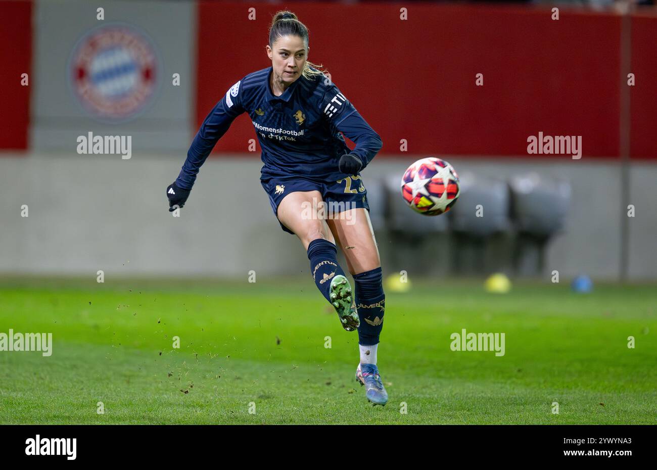 Viola Calligaris (Juventus Turin, #25). GER, FC Bayern Muenchen vs ...