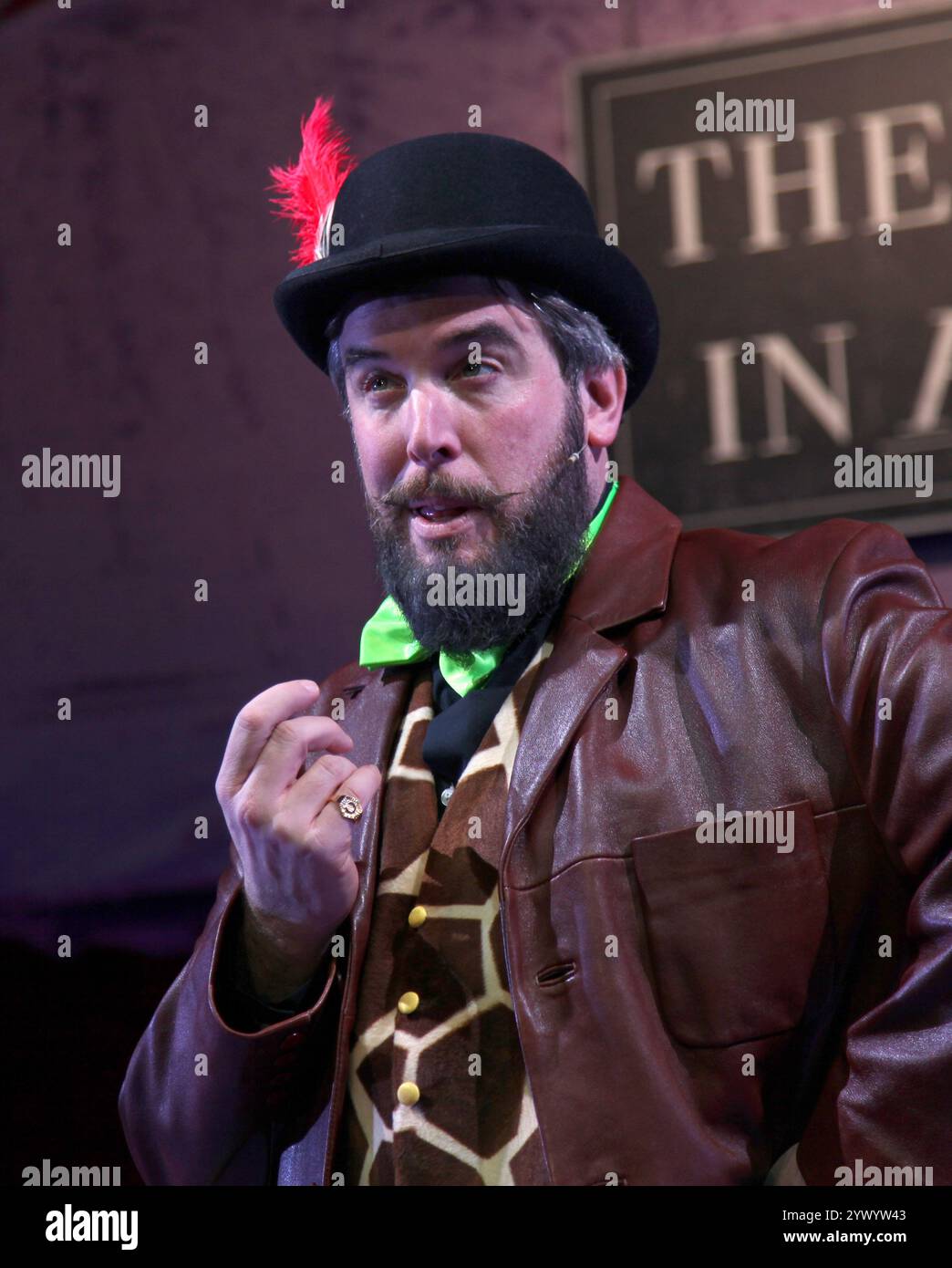 London, UK. Simon Yadoo (hat) in the Jewish fairy tale Goldie Frocks ...
