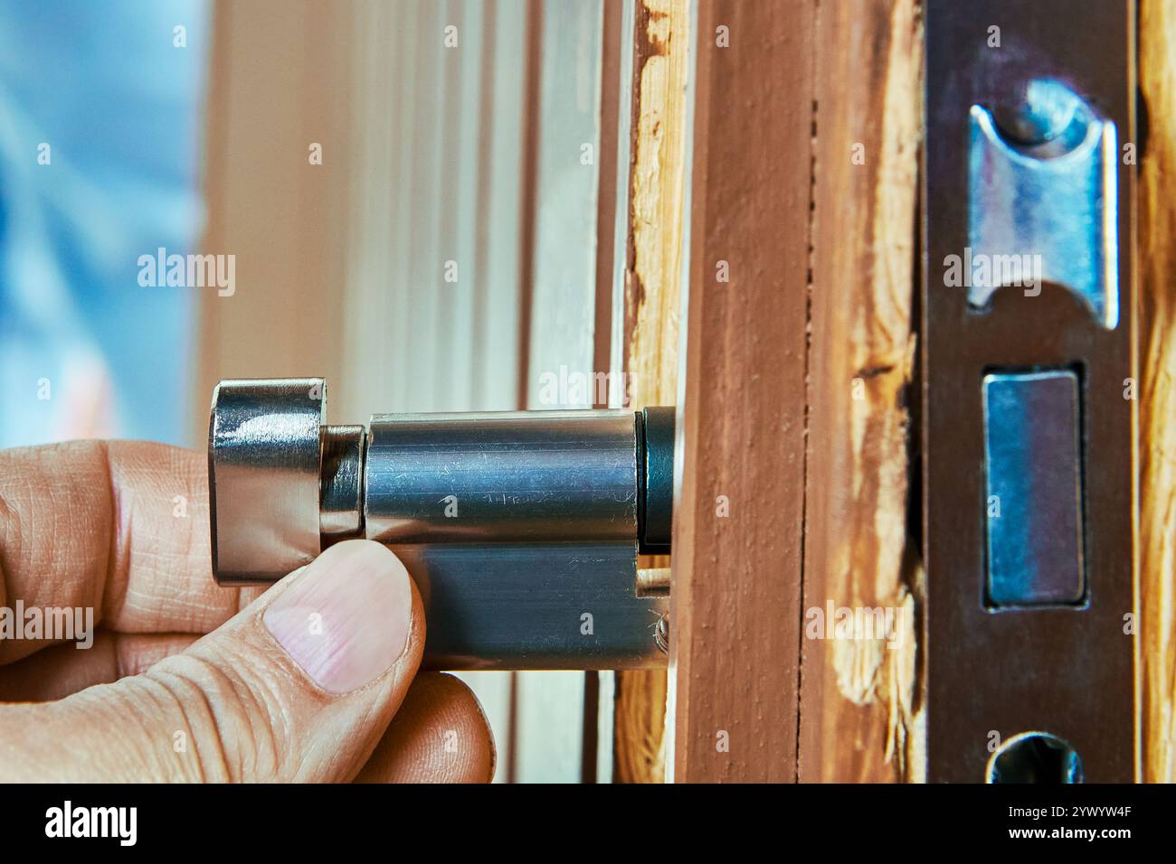 Internal mechanism of mortise lock for interior door while installation ...