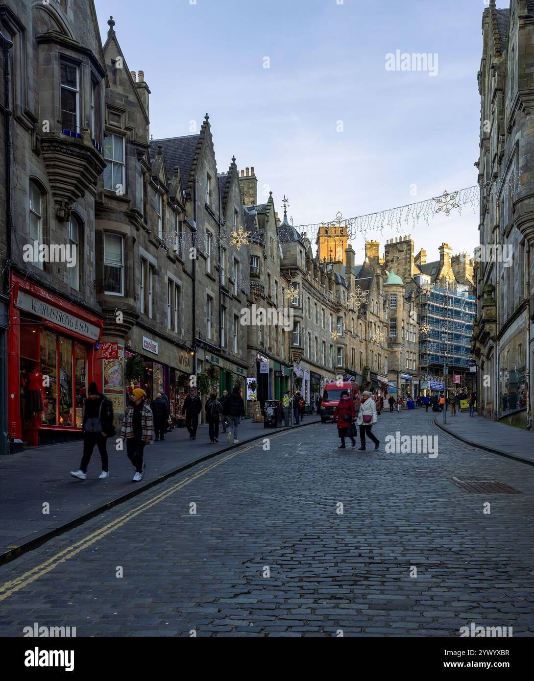 Cockburn street edinburgh hi-res stock photography and images - Alamy