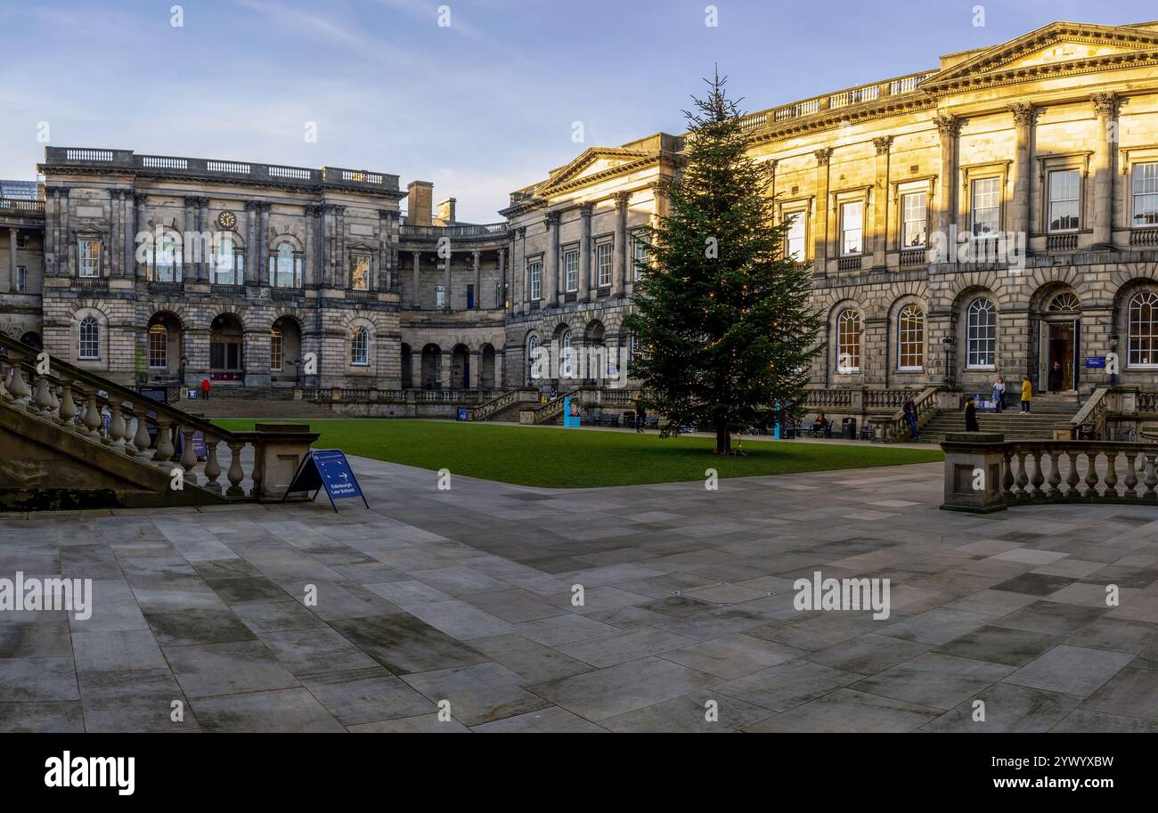 An exterior view of the Old College quadrangle, Edinburgh University, Edinburgh, Scotland, UK ...