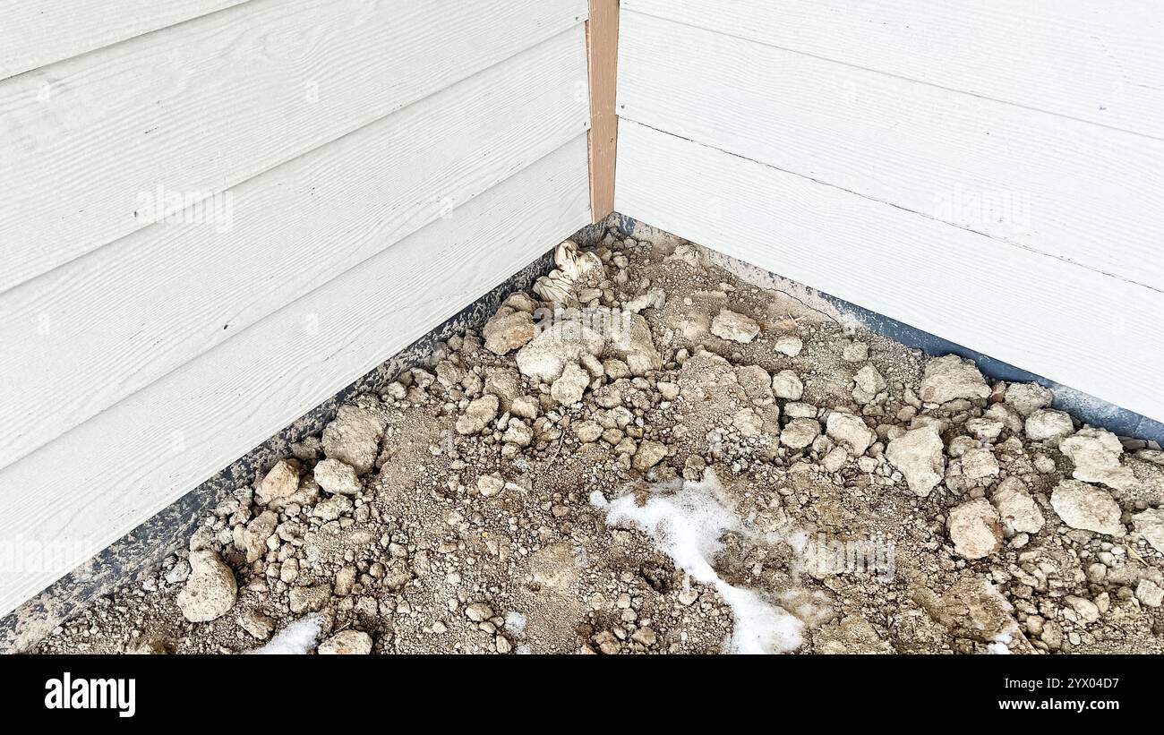 Construction house foundation exposed hi-res stock photography and ...