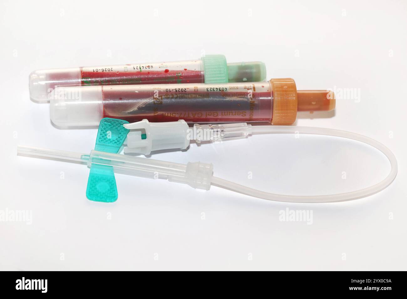 Blutabnahme zur medizinischen Diagnostik Blutröhrchen nach der ...