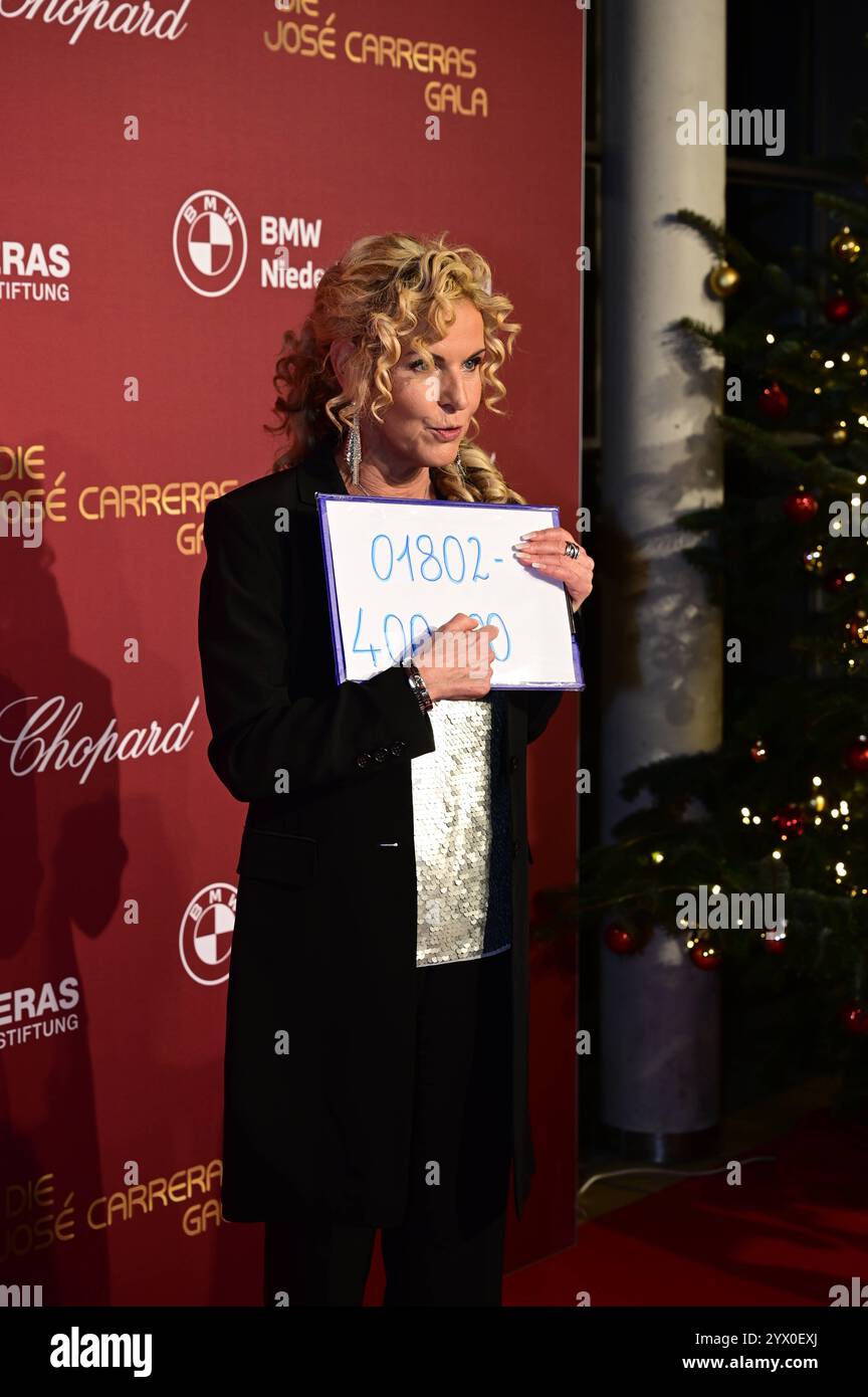 Victoria Herrmann bei der 30. JosÃ Carreras Gala 2024 in der Media City ...