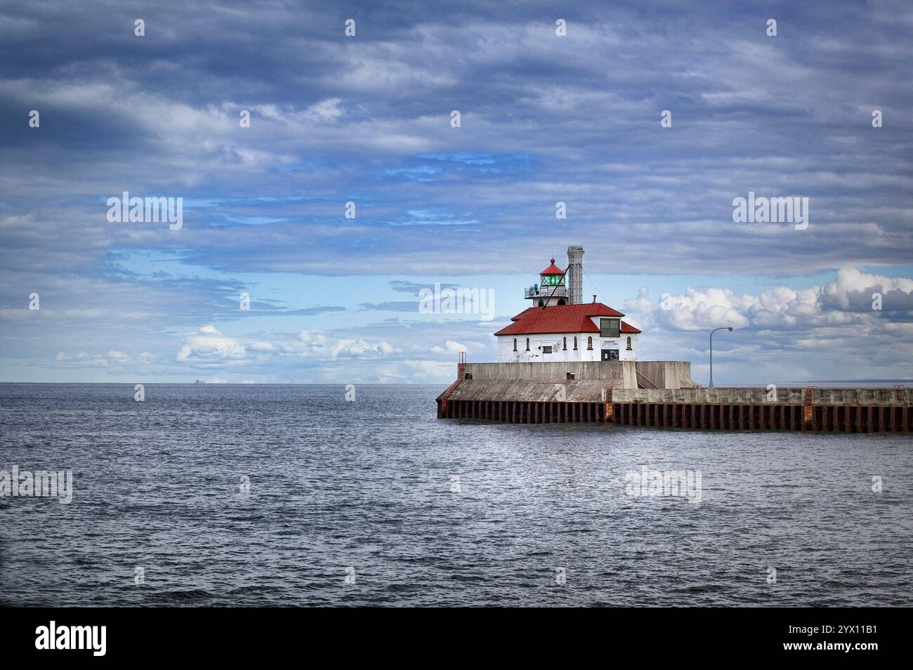 Duluth landmarks hi-res stock photography and images - Alamy