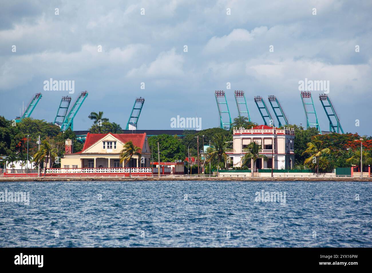 Estadio cinco de septiember hi-res stock photography and images - Alamy