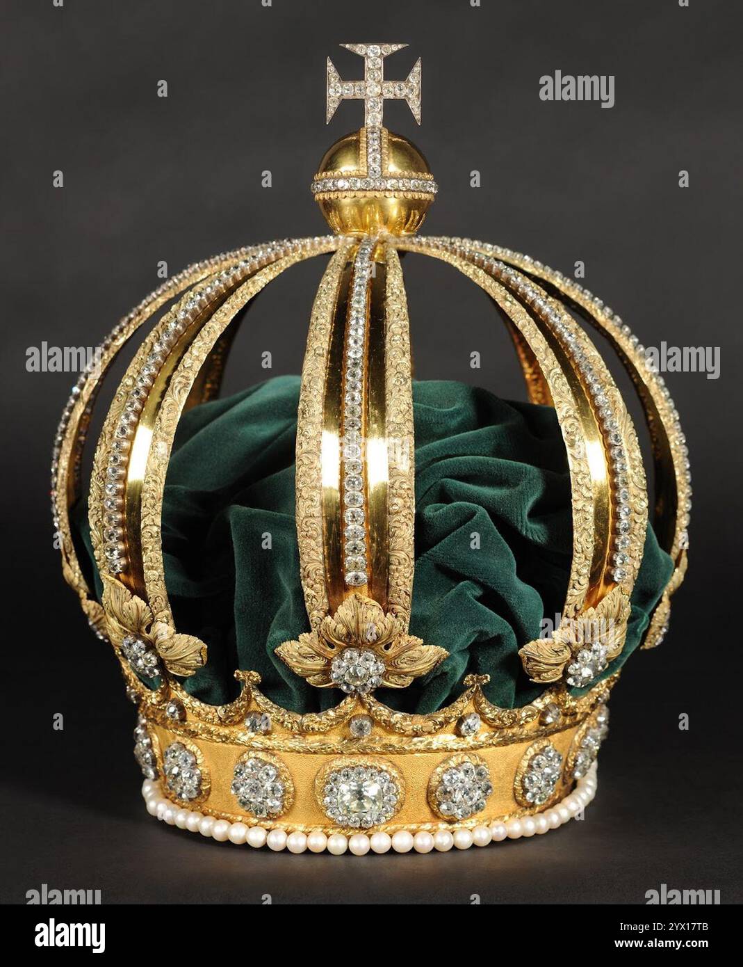 Coroa Imperial do Brasil Stock Photo - Alamy