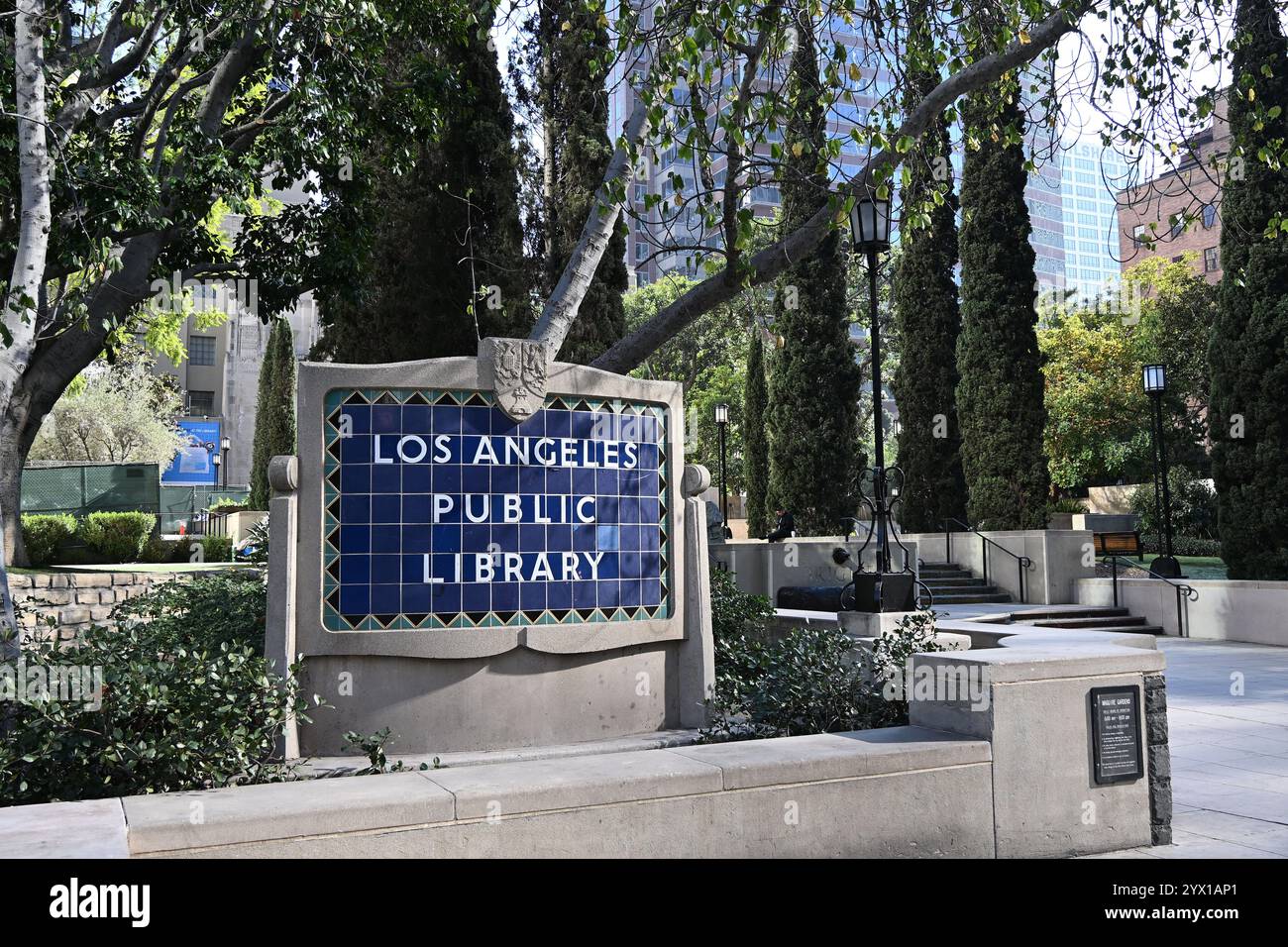 LOS ANGELES, CALIFORNIA - 2 DEC 2024: The Los Angeles Public Library in ...