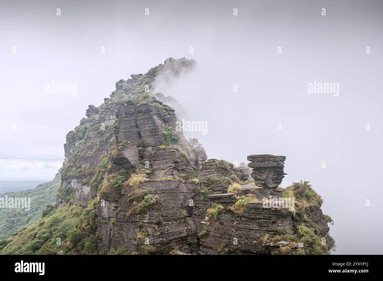 Fanjingshan, Mount Fanjing Nature Reserve - Sacred Mountain of Chinese ...