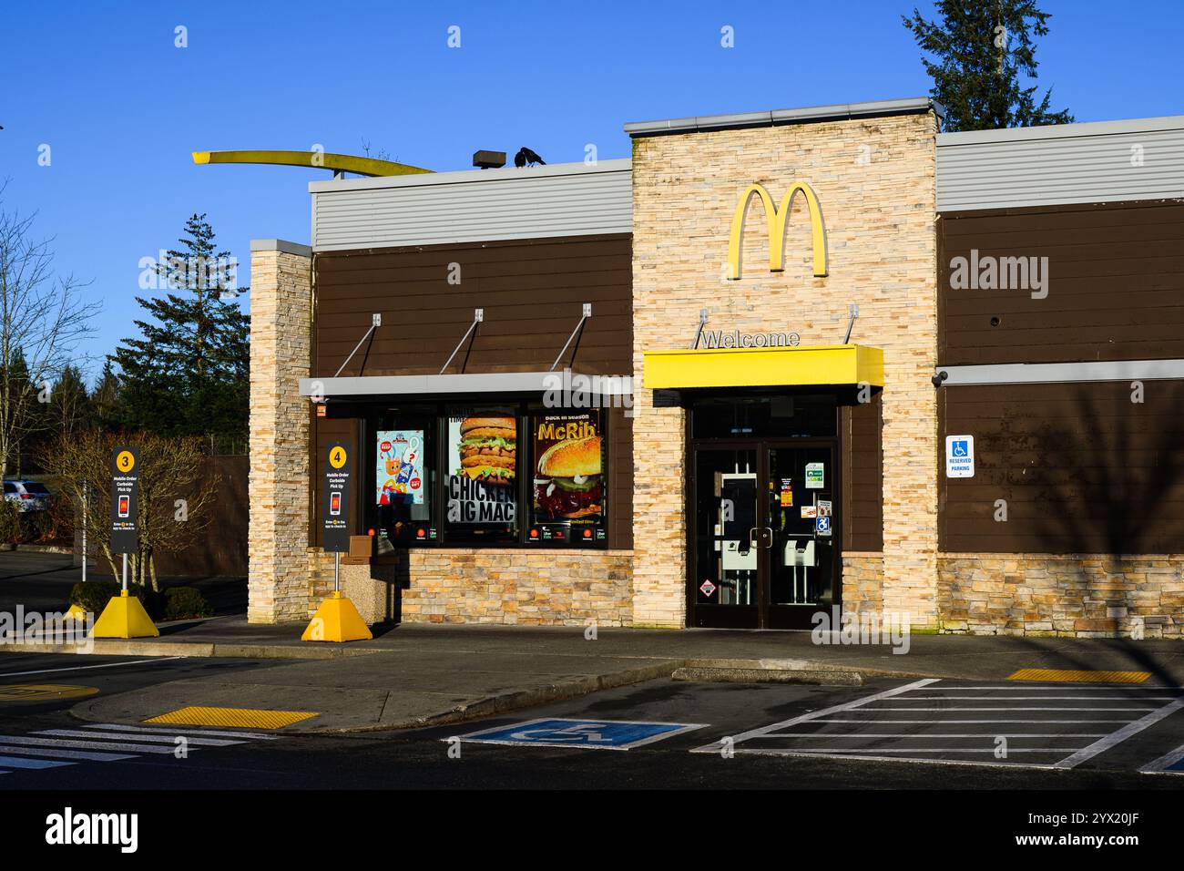 Redmond, WA, USA - December 4, 2024; Modern McDonalds fast food ...
