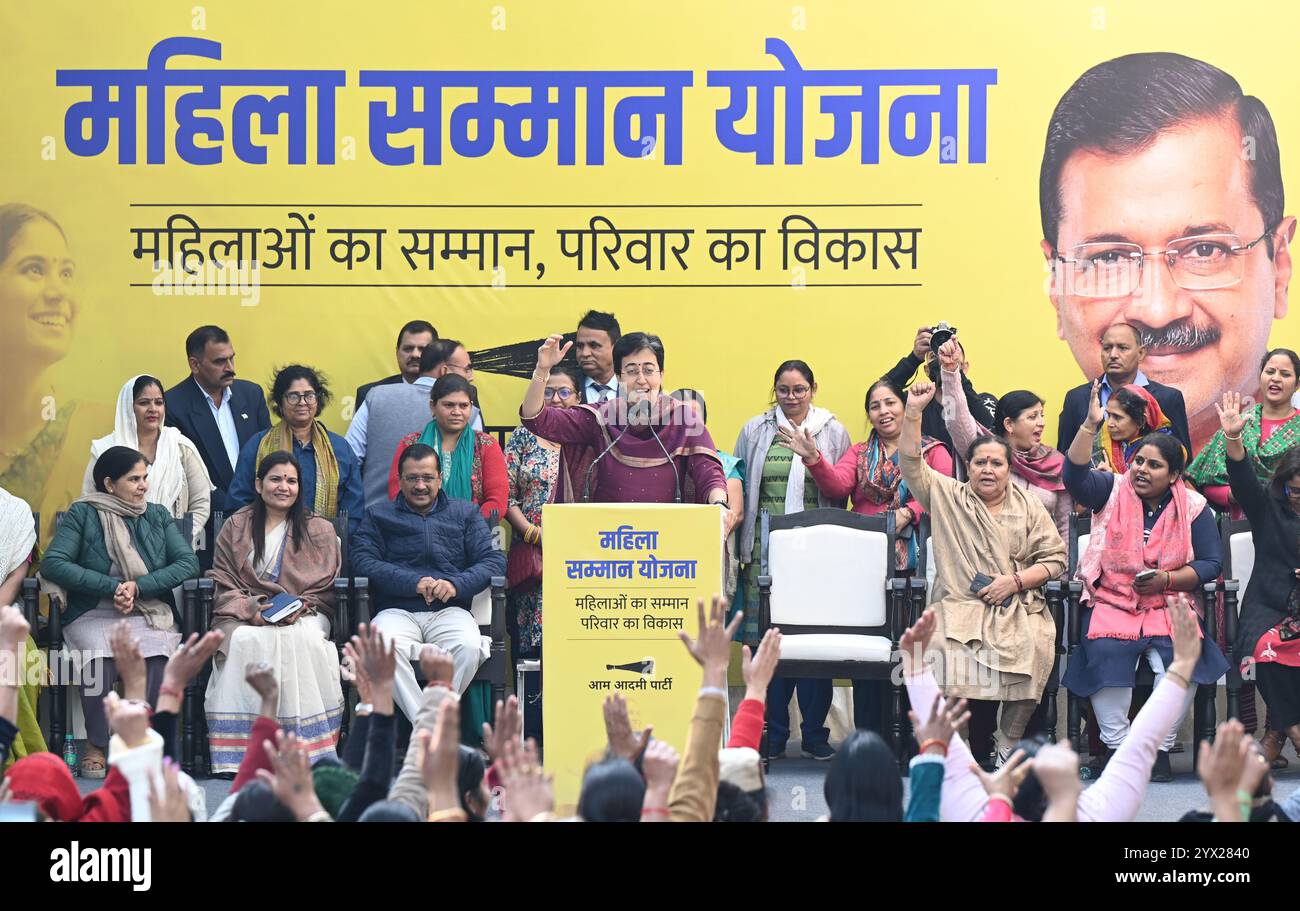 NEW DELHI, INDIA - DECEMBER 12: Aam Aadmi Party National Convenor Arvind Kejriwal with Delhi CM ...