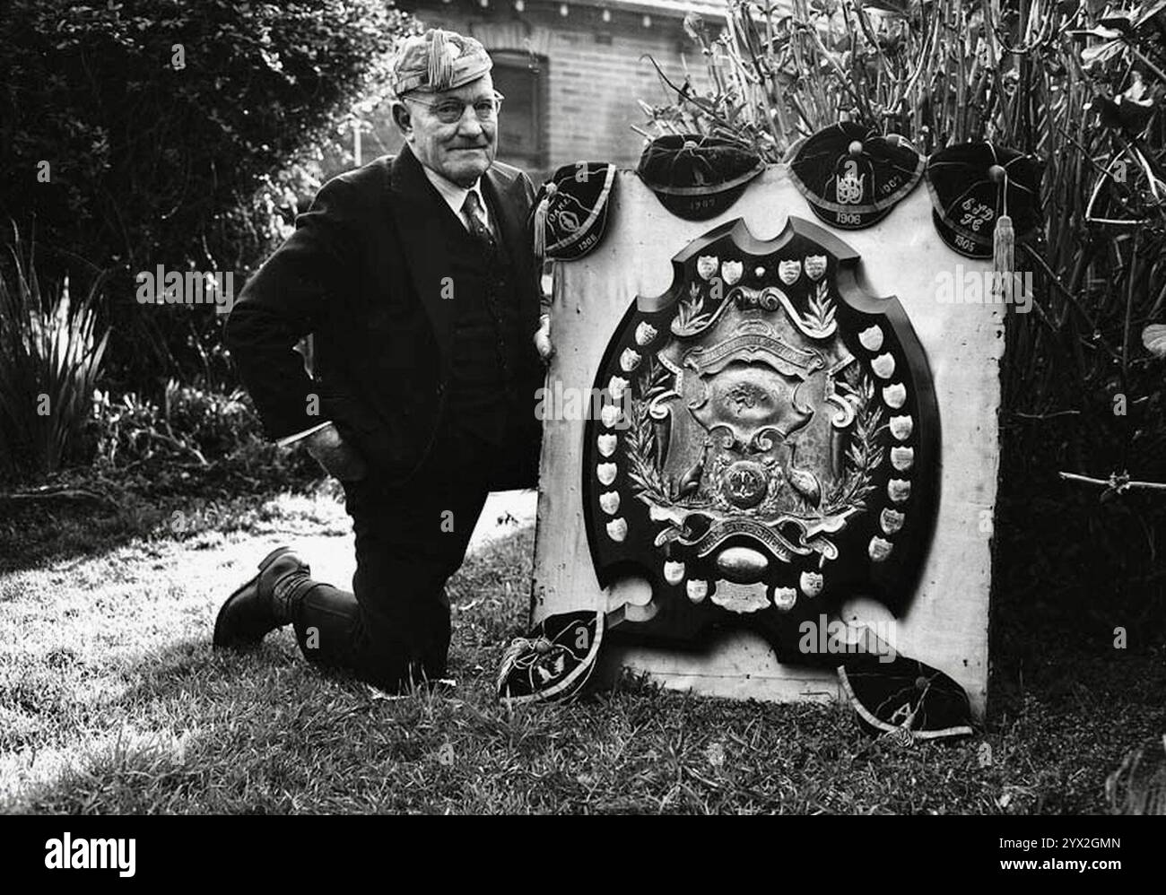 Dally messenger hi-res stock photography and images - Alamy