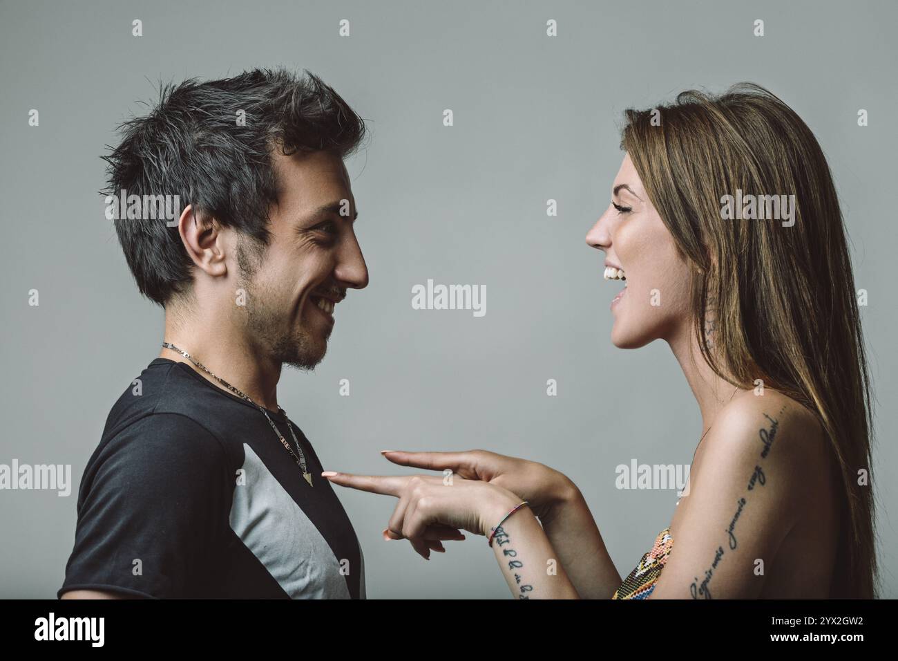 Cute couple yelling fighting hi-res stock photography and images - Alamy