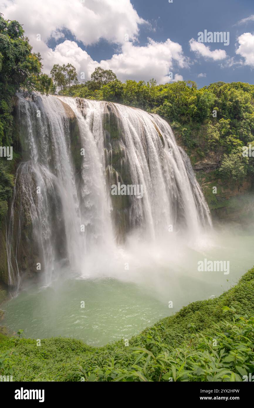Huangguoshu waterfalls (Yellow-fruit tree waterfalls) Guizhou China ...
