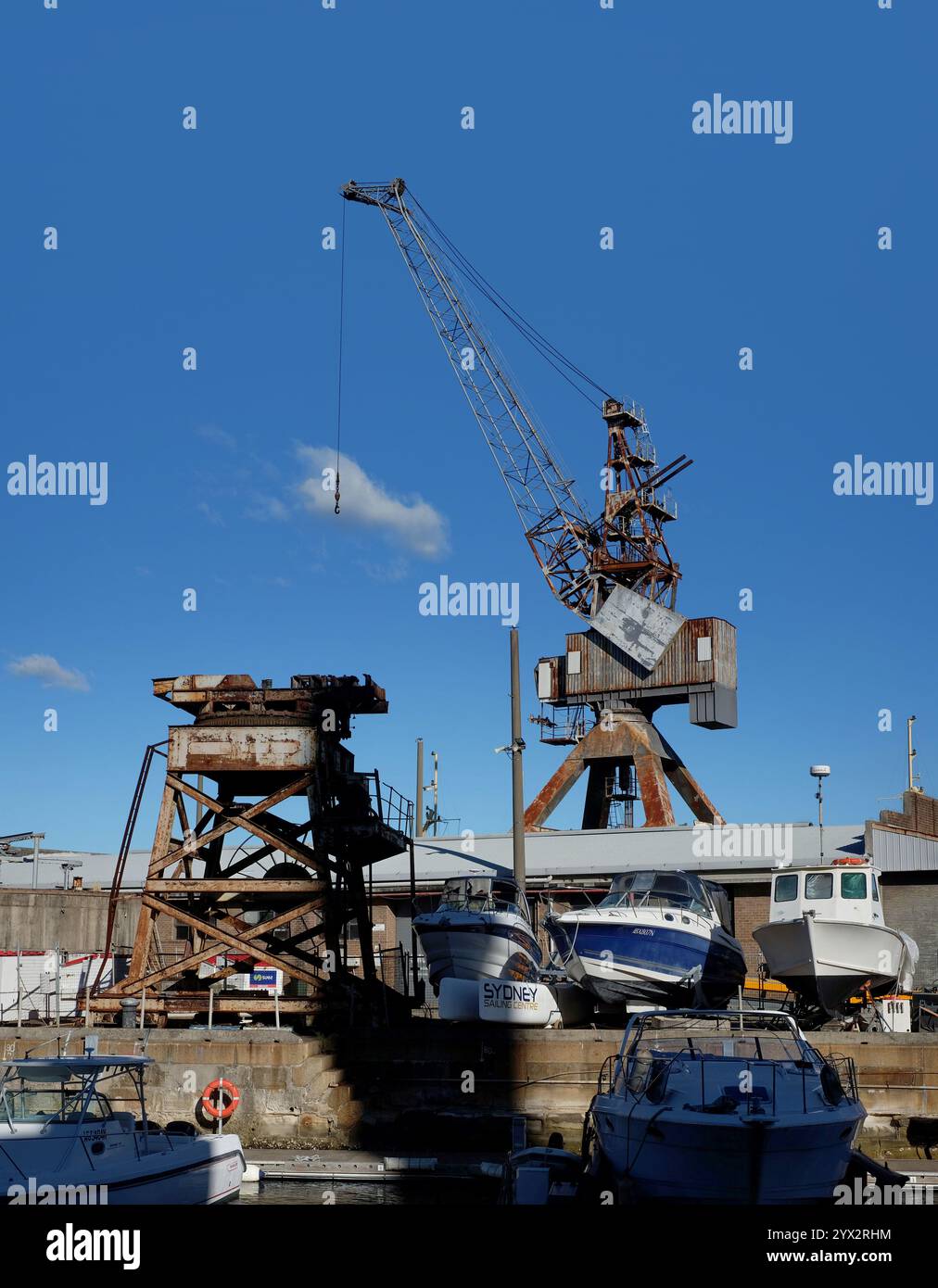 Electrical Portal Jib Crane (C277 Stock Photo - Alamy
