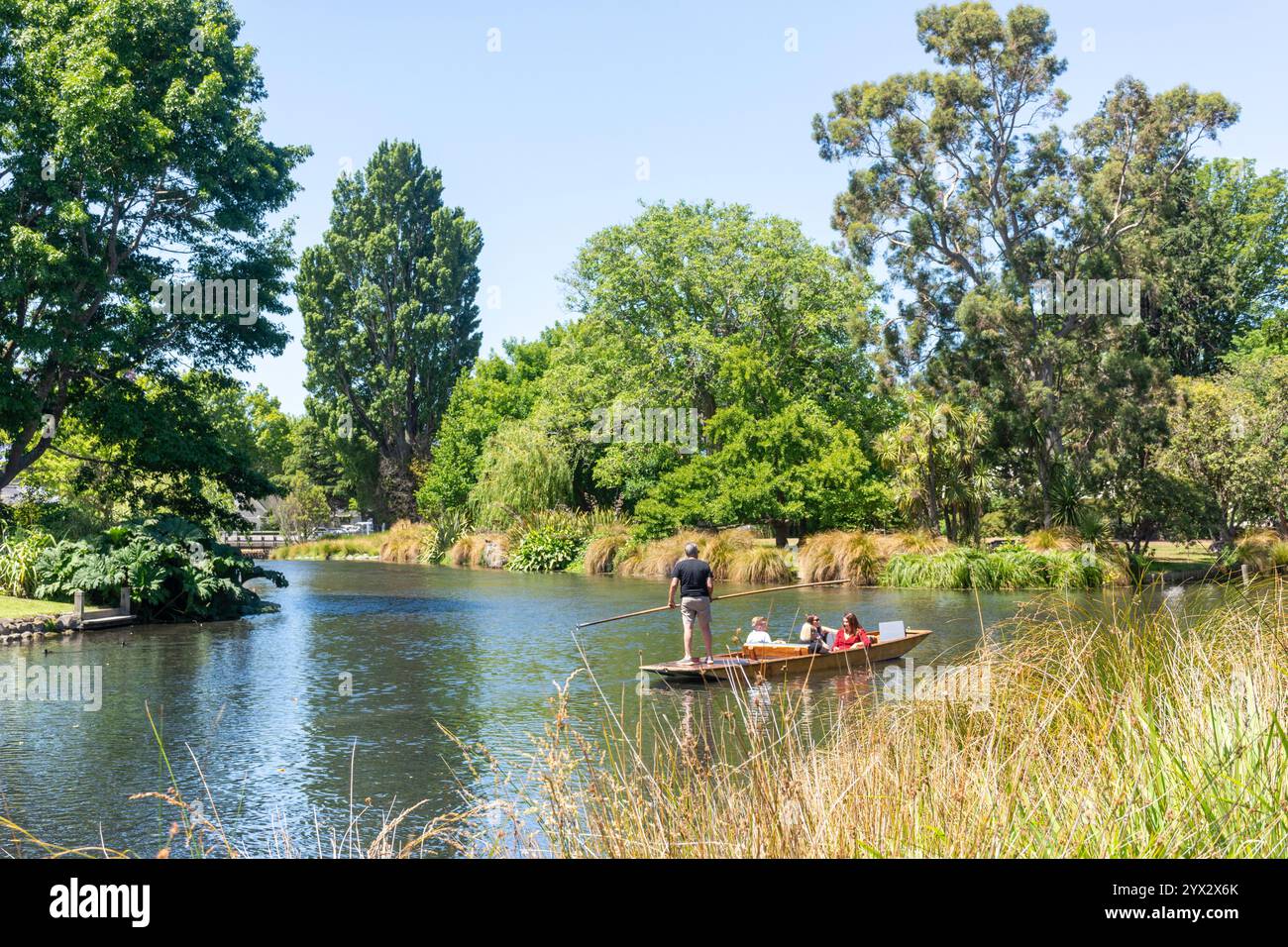 Punting on River Avon at Mona Vale Garden Park, Riccarton, Christchurch ...