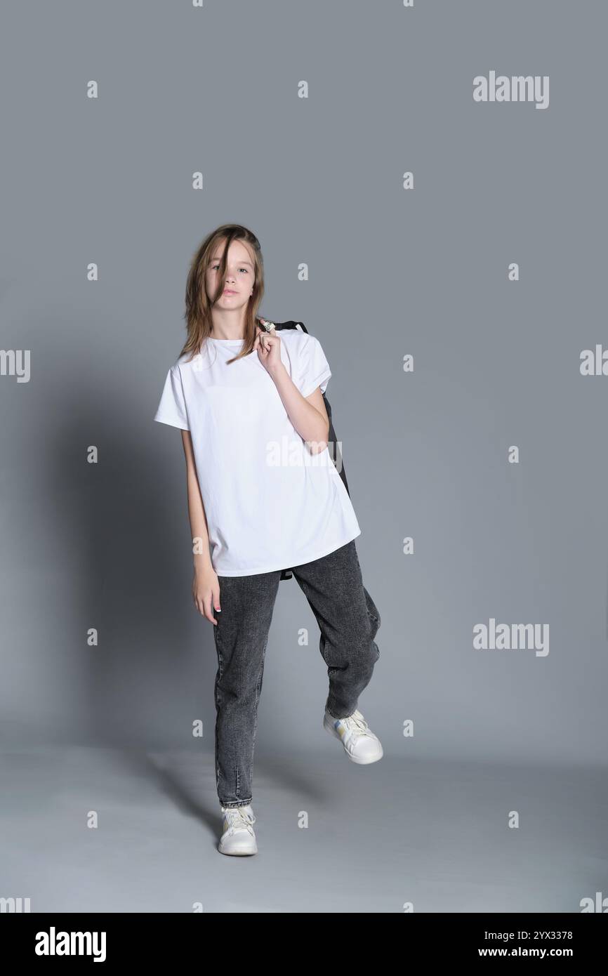 Leg slightly lifted hi-res stock photography and images - Alamy