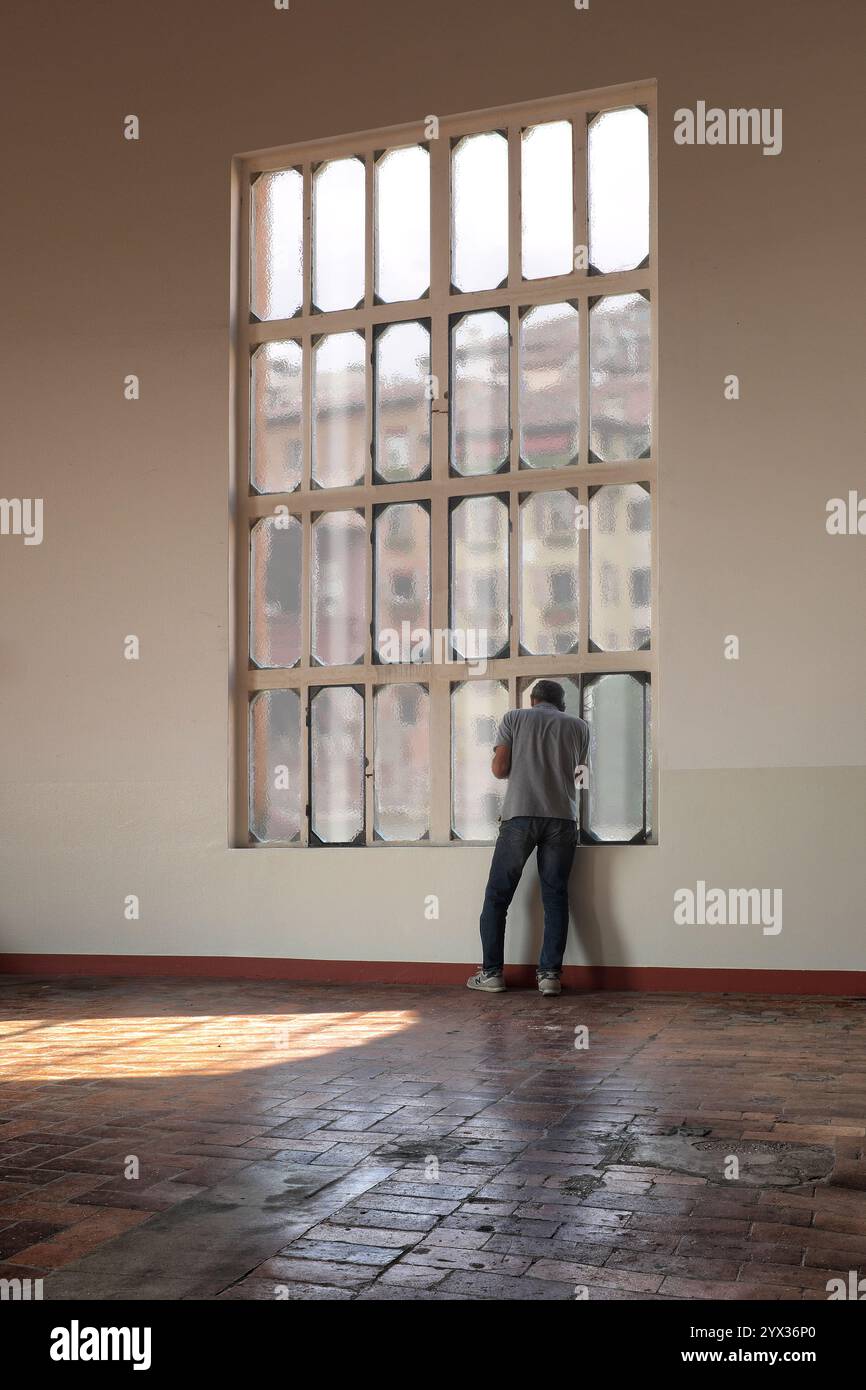 Interior of an empty room, to be furnished, with window and wooden ...