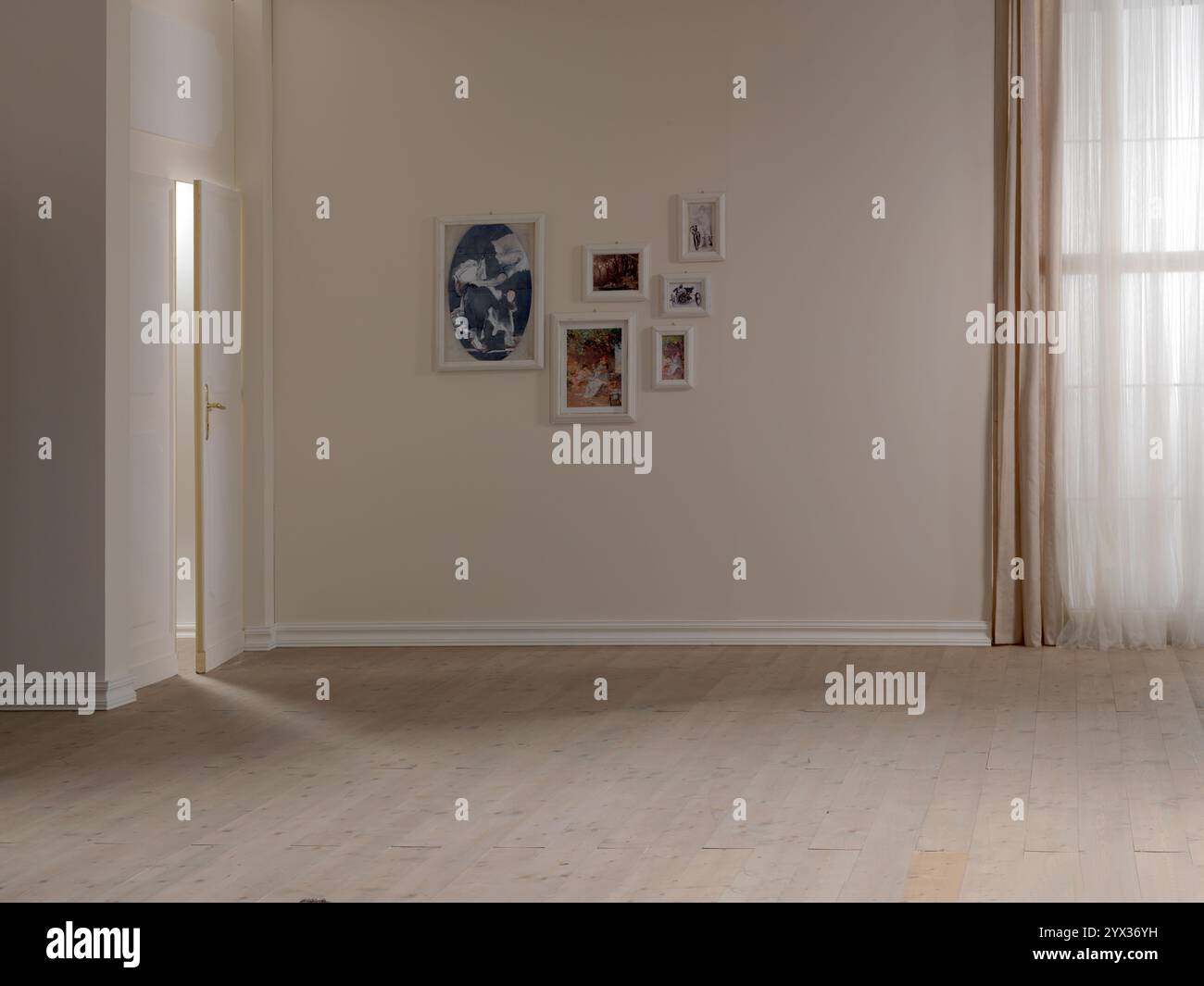 Interior of an empty room, to be furnished, with window and wooden ...