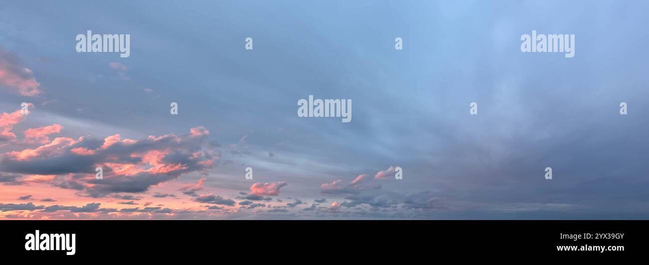 Dinamic sunset sky with cloud and colorful sun ligth, weather skyline ...