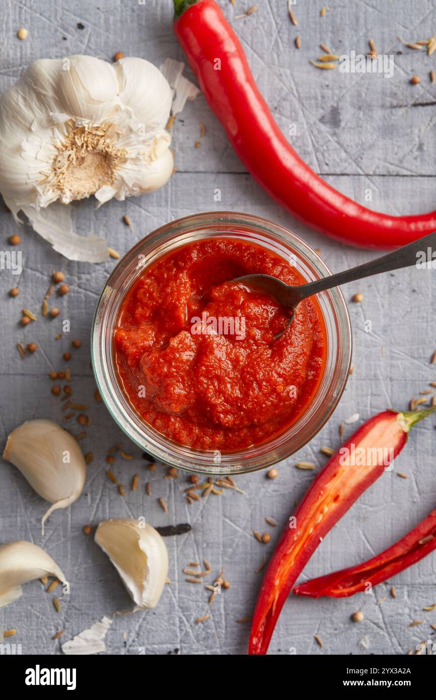 Paste pot hi-res stock photography and images - Alamy