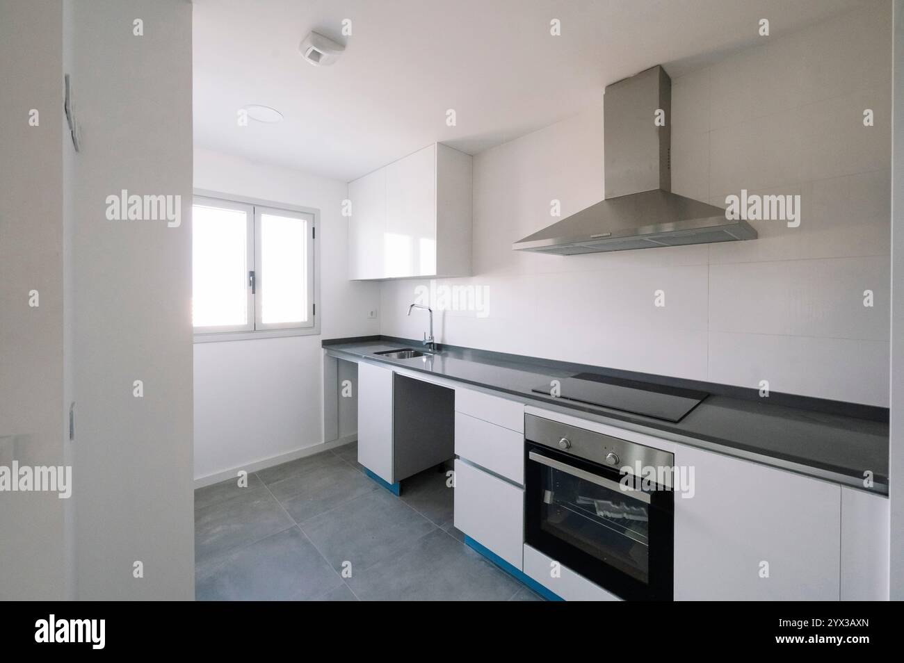 Kitchen in a newly built home Stock Photo - Alamy