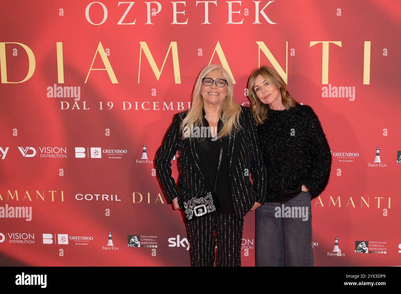 Mara Venier und Elisabetta Ferracini bei der Premiere des Kinofilms ...