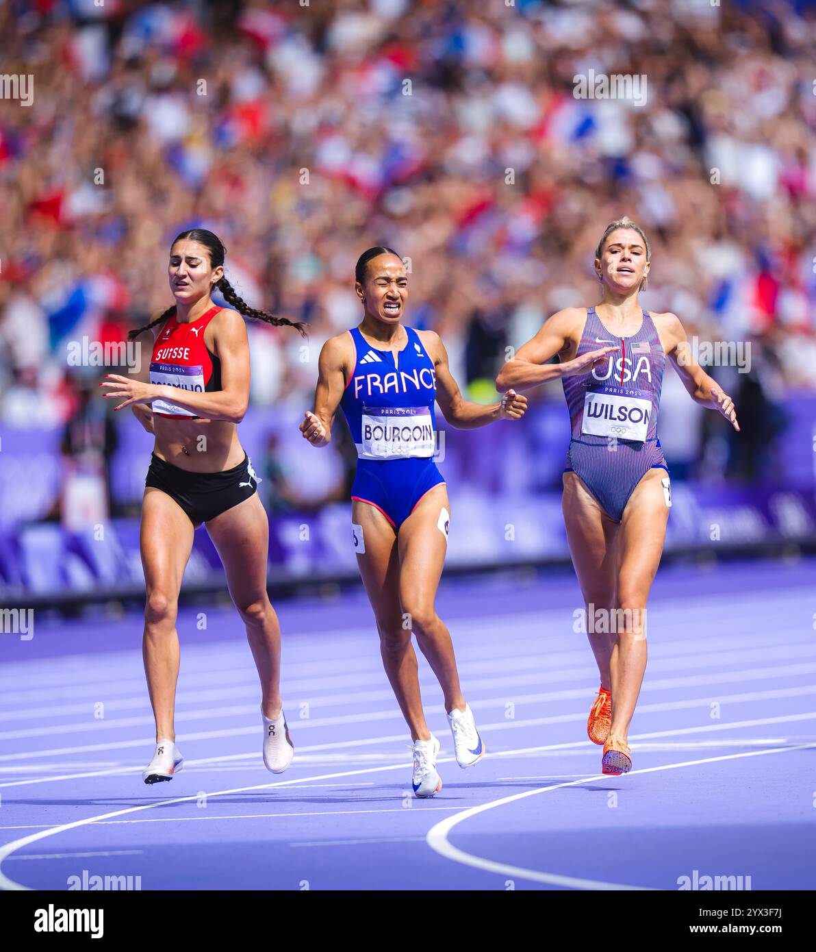 Anaïs Bourgoin participating in the 800 meters at the Paris 2024 ...