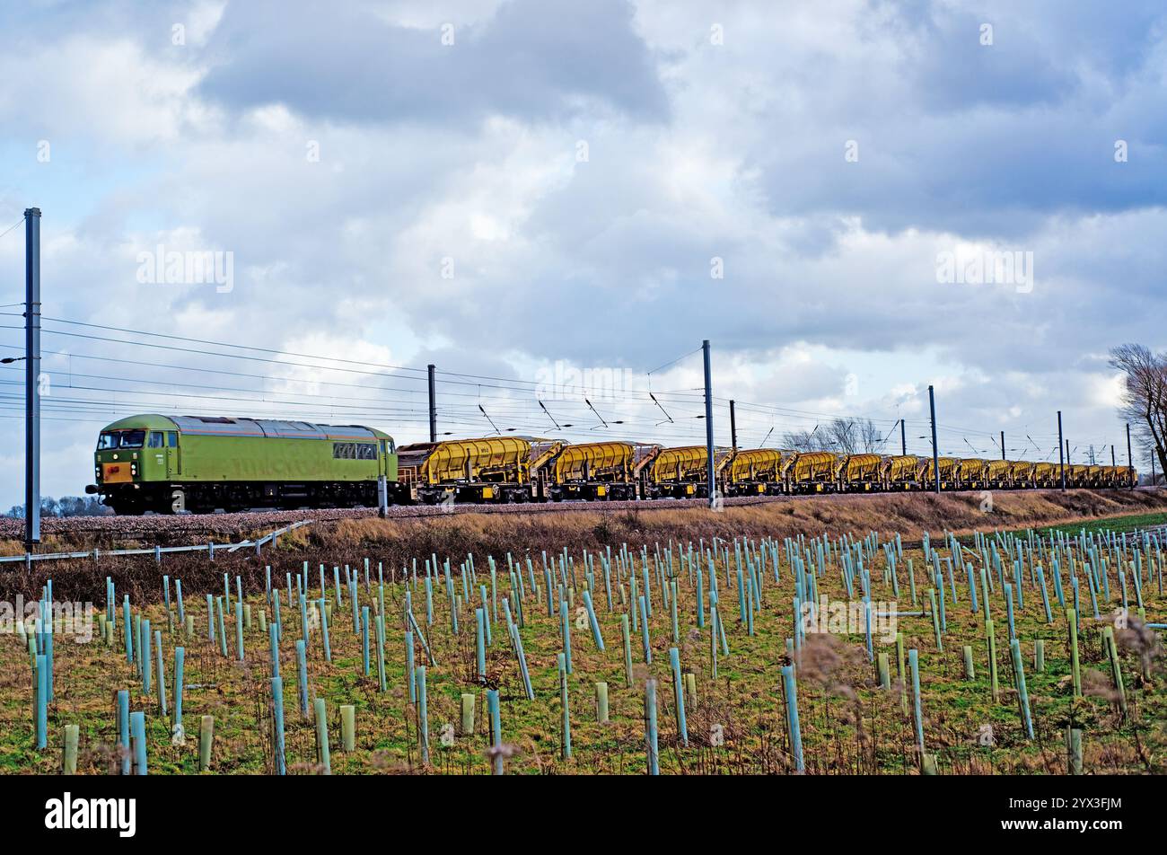 Class 69009 on Decoy to Tyne Yard, Shipton by Beningbrough, North ...