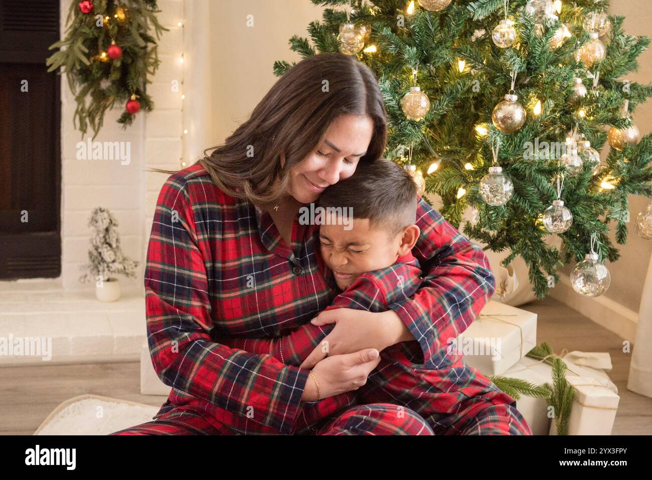 Hugging tight hi-res stock photography and images - Alamy