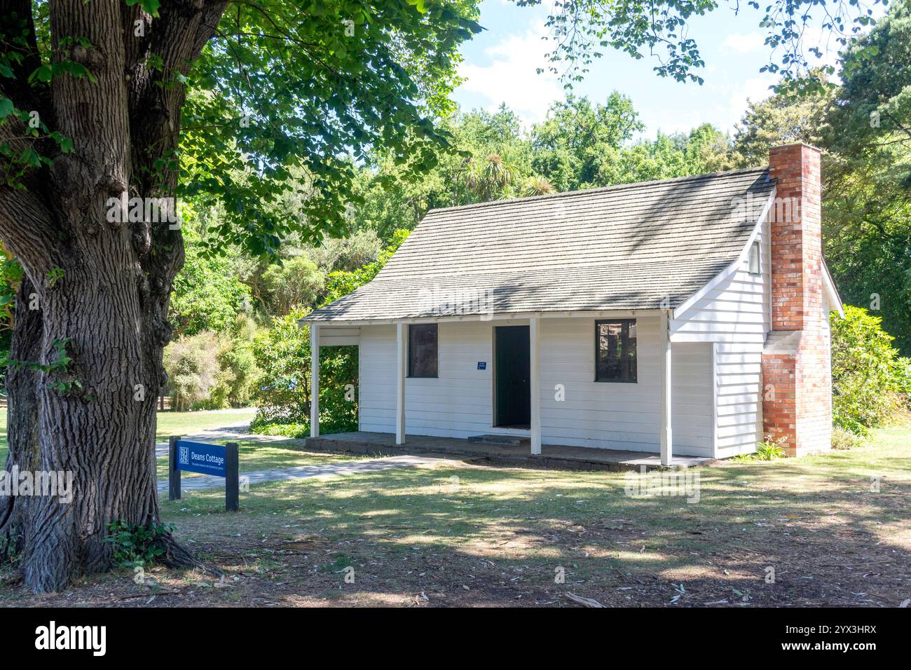 Dean's historic Cob Cottage, Riccarton House & Bush, Kahu Road ...