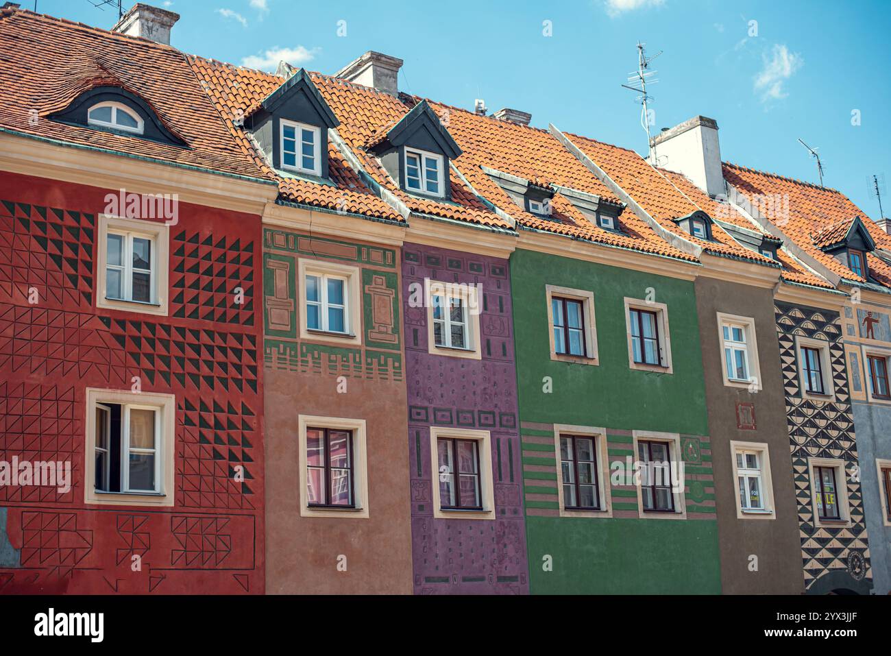 Colorful facades of buildings on the Main Square (Rynek) in Poznań ...