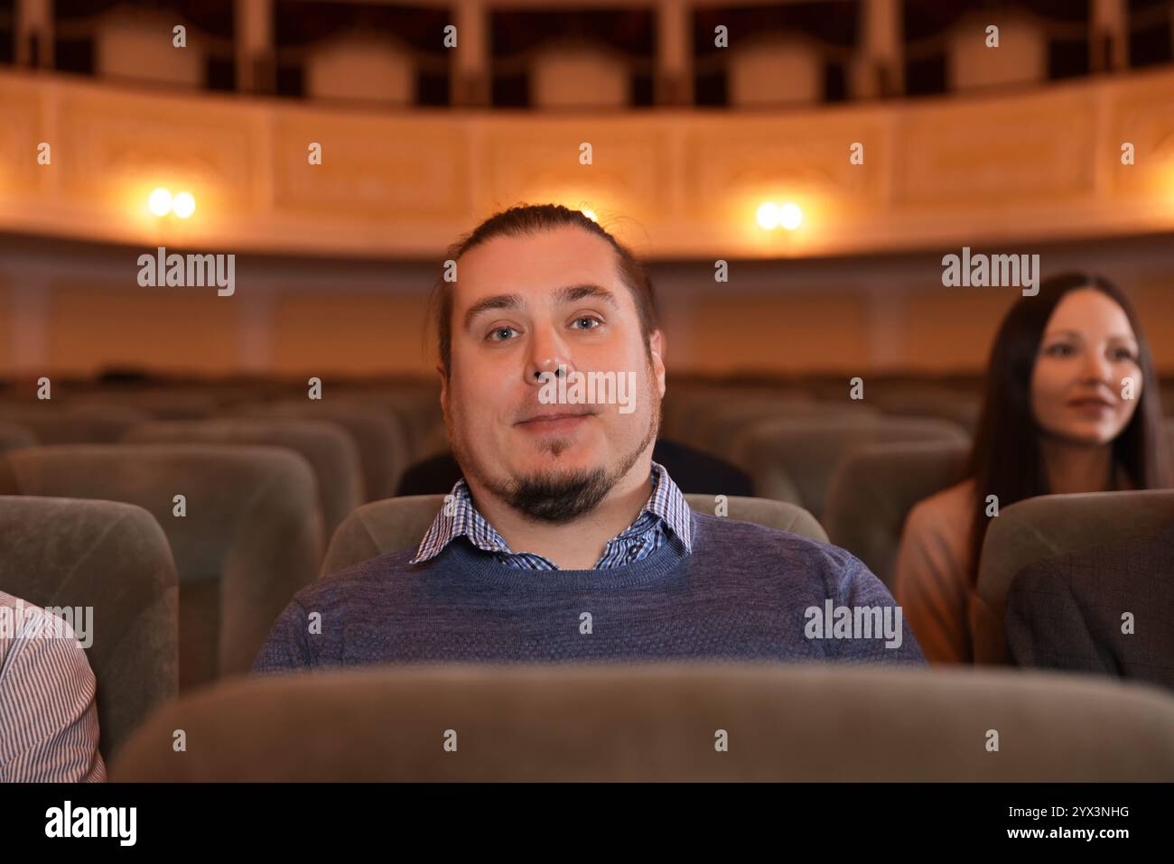 Theatre seat man hi-res stock photography and images - Alamy