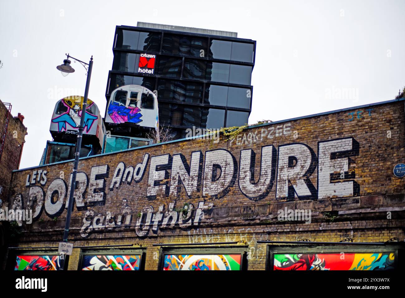 London Underground Tube Carriage at Shoreditch, London, England Stock ...