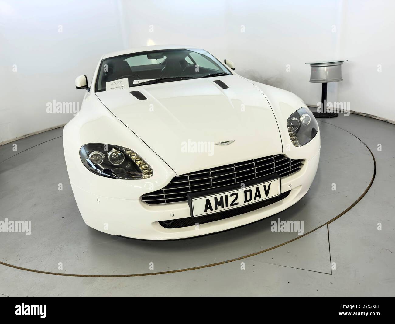 Car aston martin v8 vantage hi-res stock photography and images - Alamy