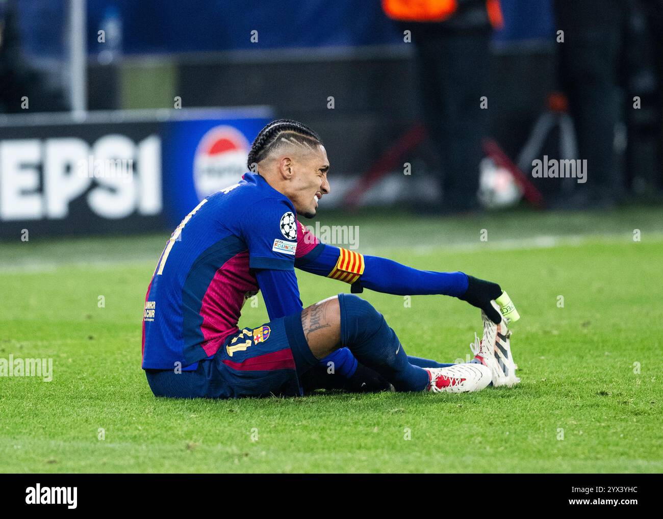 Fc barcelona champions league raphinha hi-res stock photography and ...