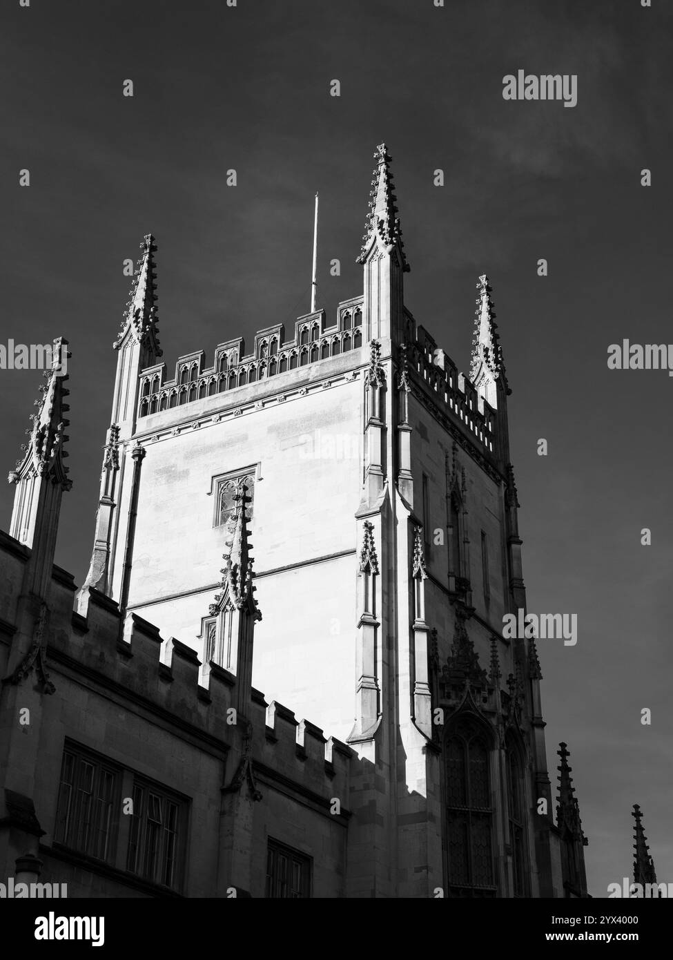 Black and White, view of the Tower of the Pitt Building, University of ...