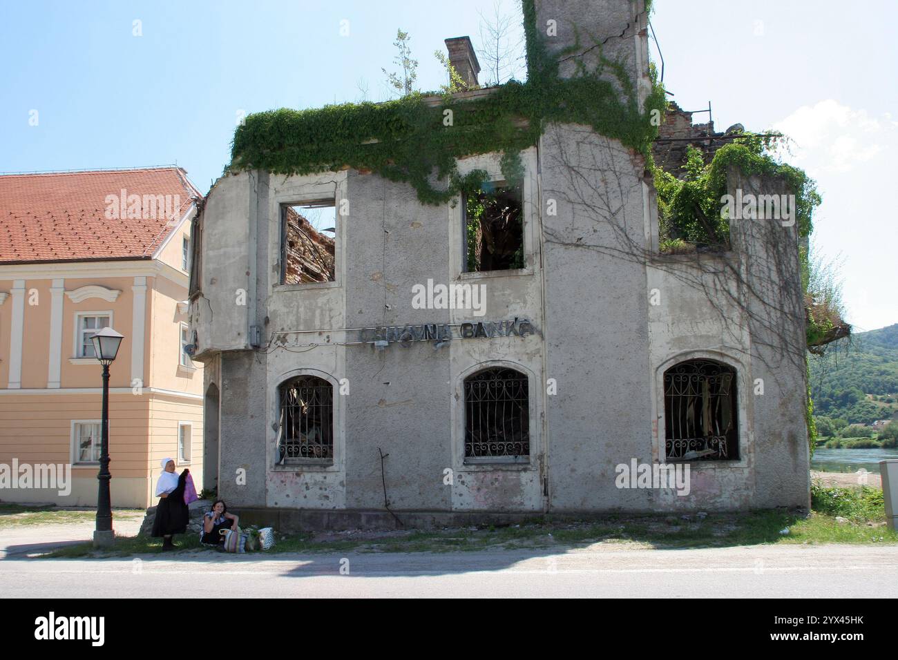 Destroyed building as war aftermath in Hrvatska Kostajnica, Croatia ...