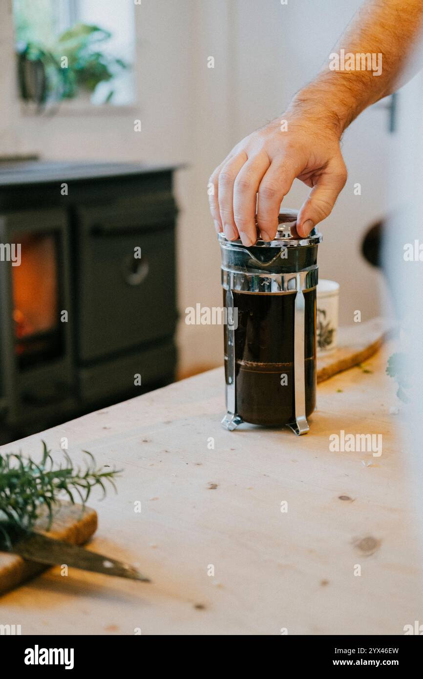 Barista making tea in french hi-res stock photography and images - Alamy