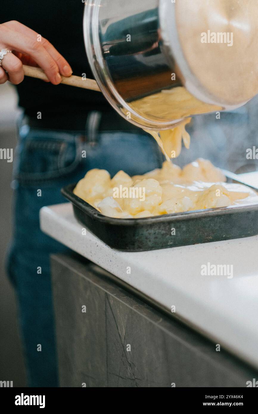 Hands chef pouring sauce on hi-res stock photography and images - Alamy