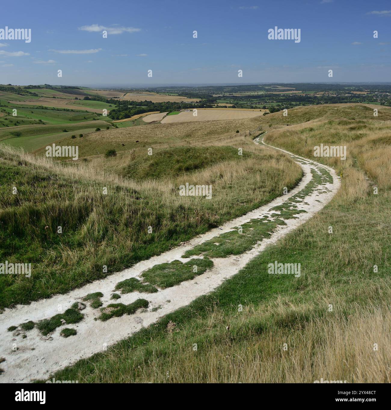 Chalk tracks hi-res stock photography and images - Alamy