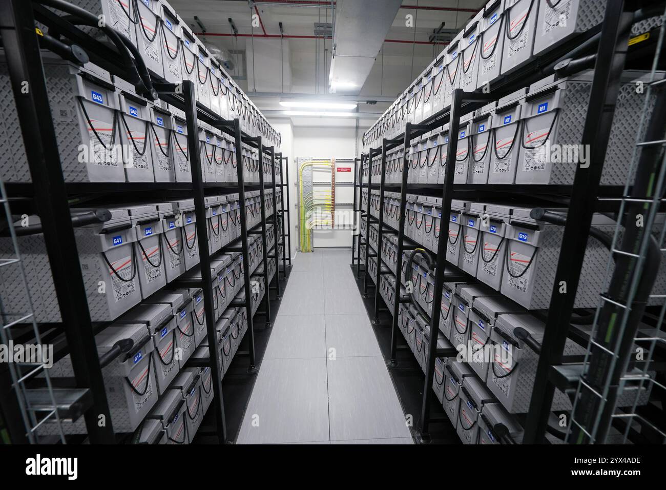 Battery racks hi-res stock photography and images - Alamy