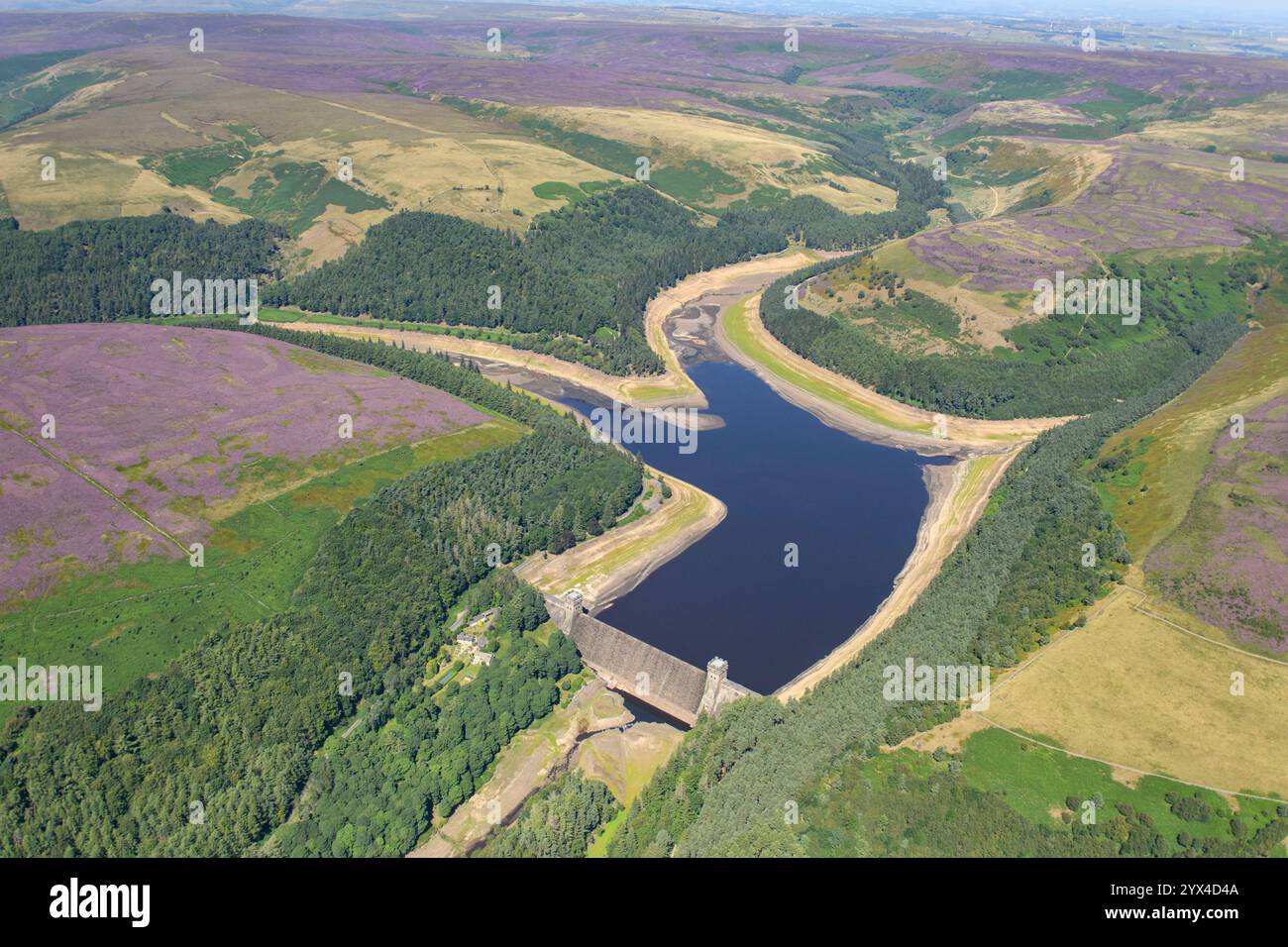 Howden Dam and Reservoir with low water levels during a period of dry ...