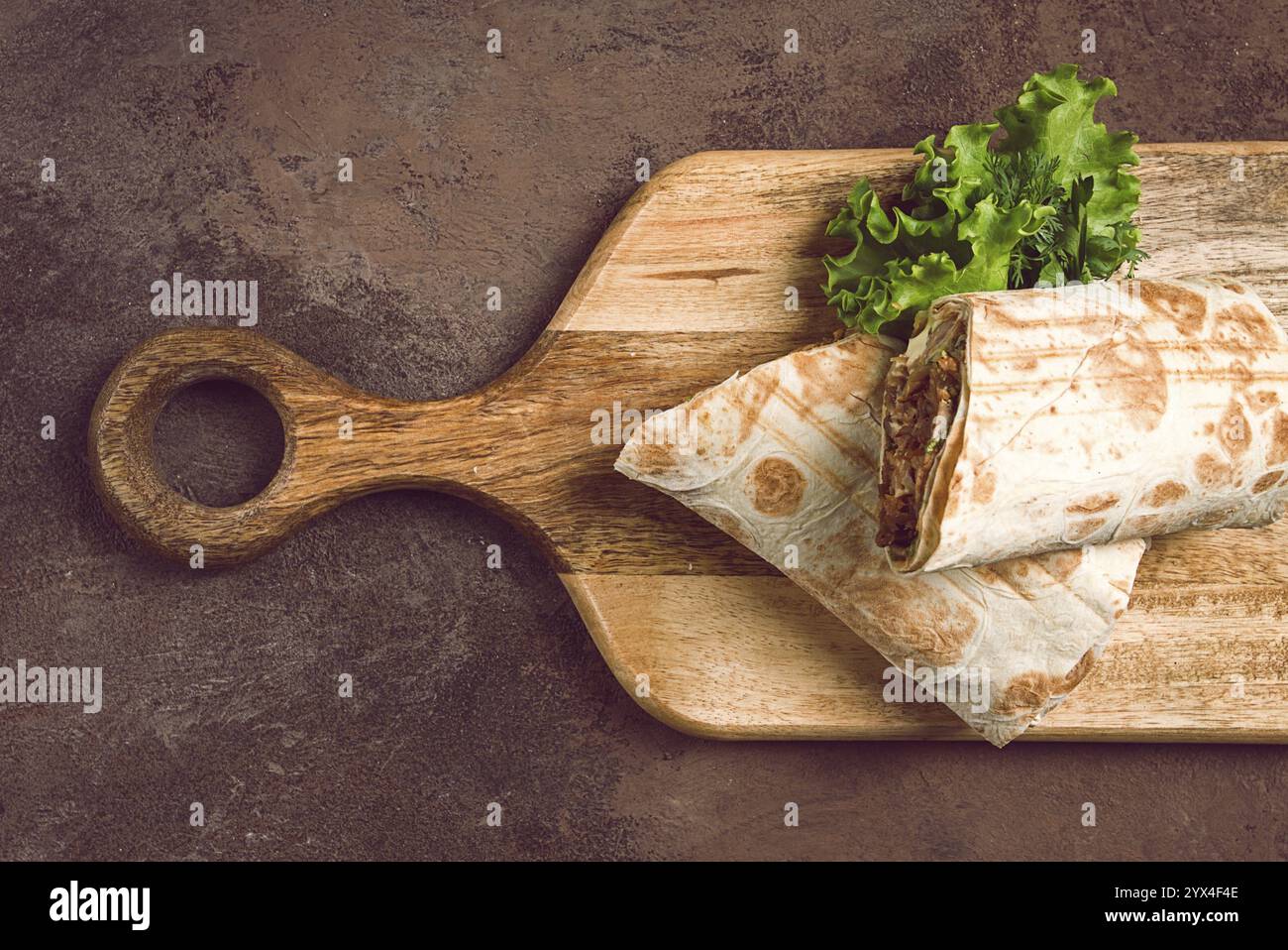 Cutting up chickens hi-res stock photography and images - Alamy