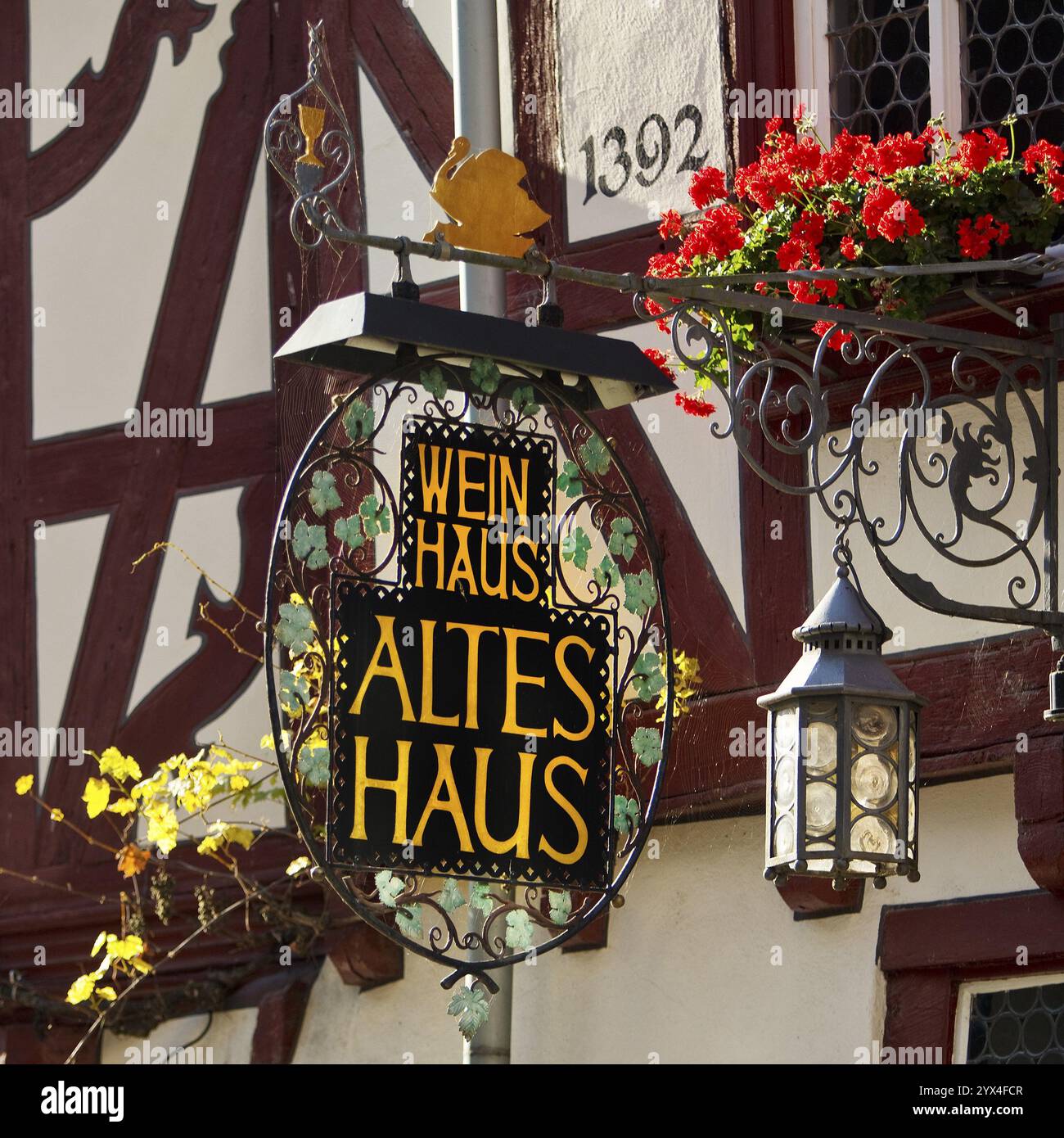 Wine house, medieval old house from 1392, half-timbered, Bacharach am ...