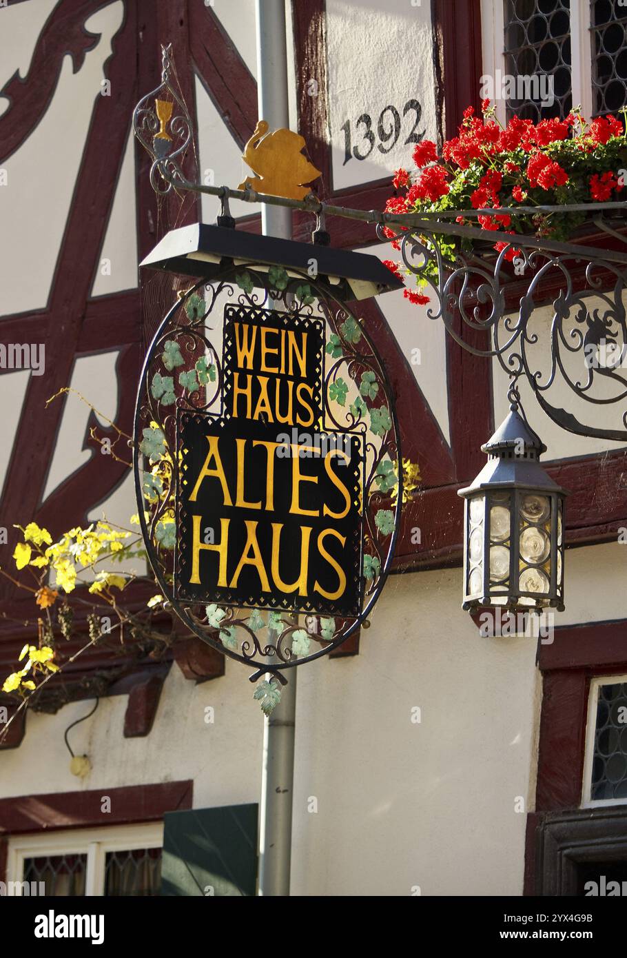 Wine house, medieval old house from 1392, half-timbered, Bacharach am ...