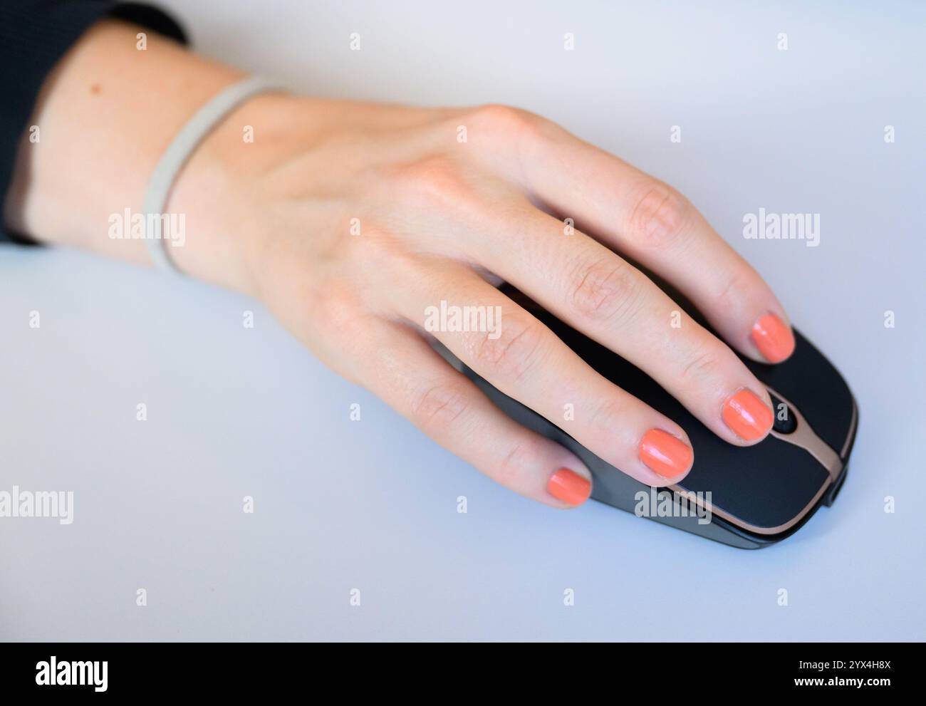 Hand operates computer mouse on hi-res stock photography and images - Alamy
