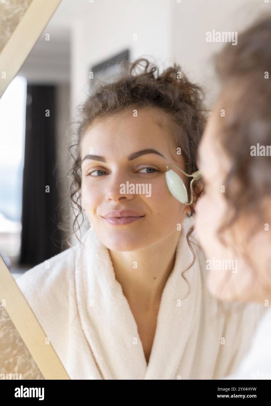 Mirror has two faces hi-res stock photography and images - Alamy